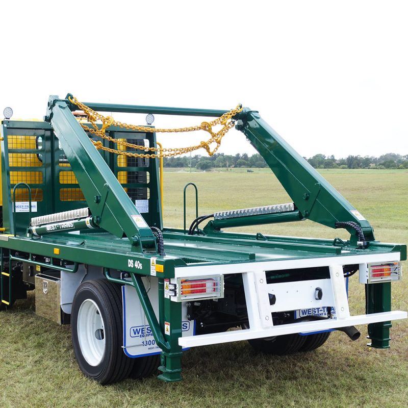 DS 40s Skip Loader | West-Trans Equipment