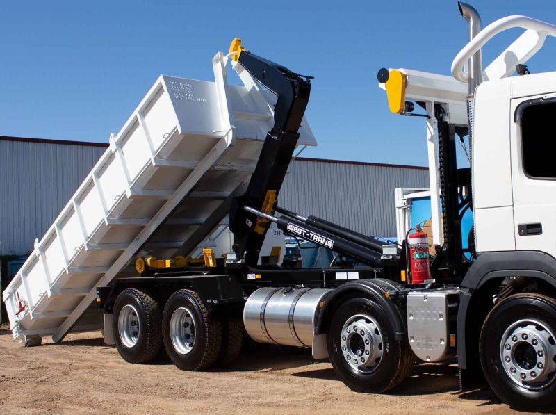 How Hook Lifts Are Transforming Industrial Lifting