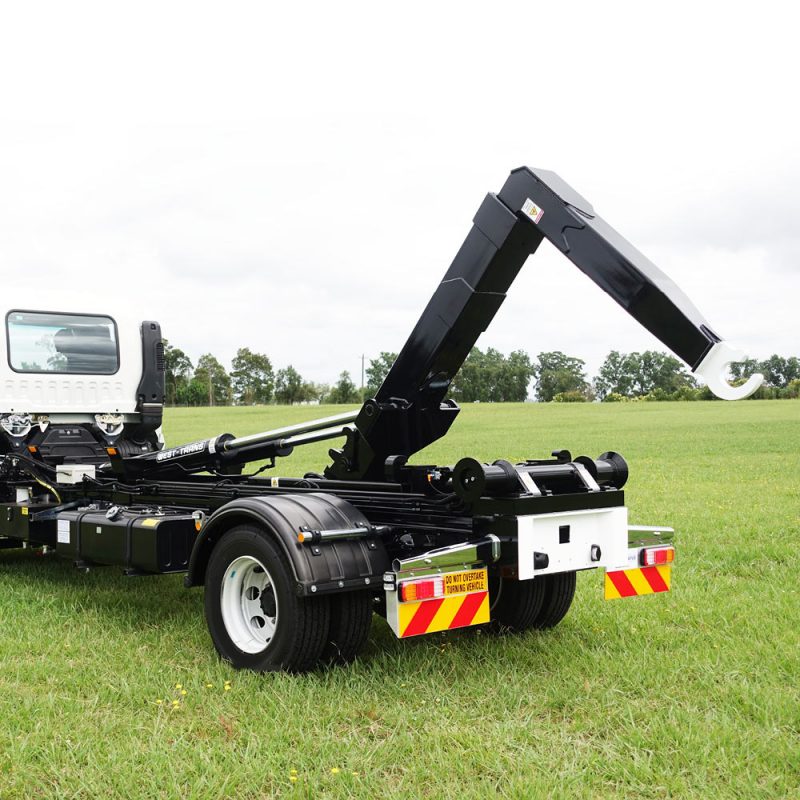 HL-10 Hook Lift Truck | West-Trans Equipment